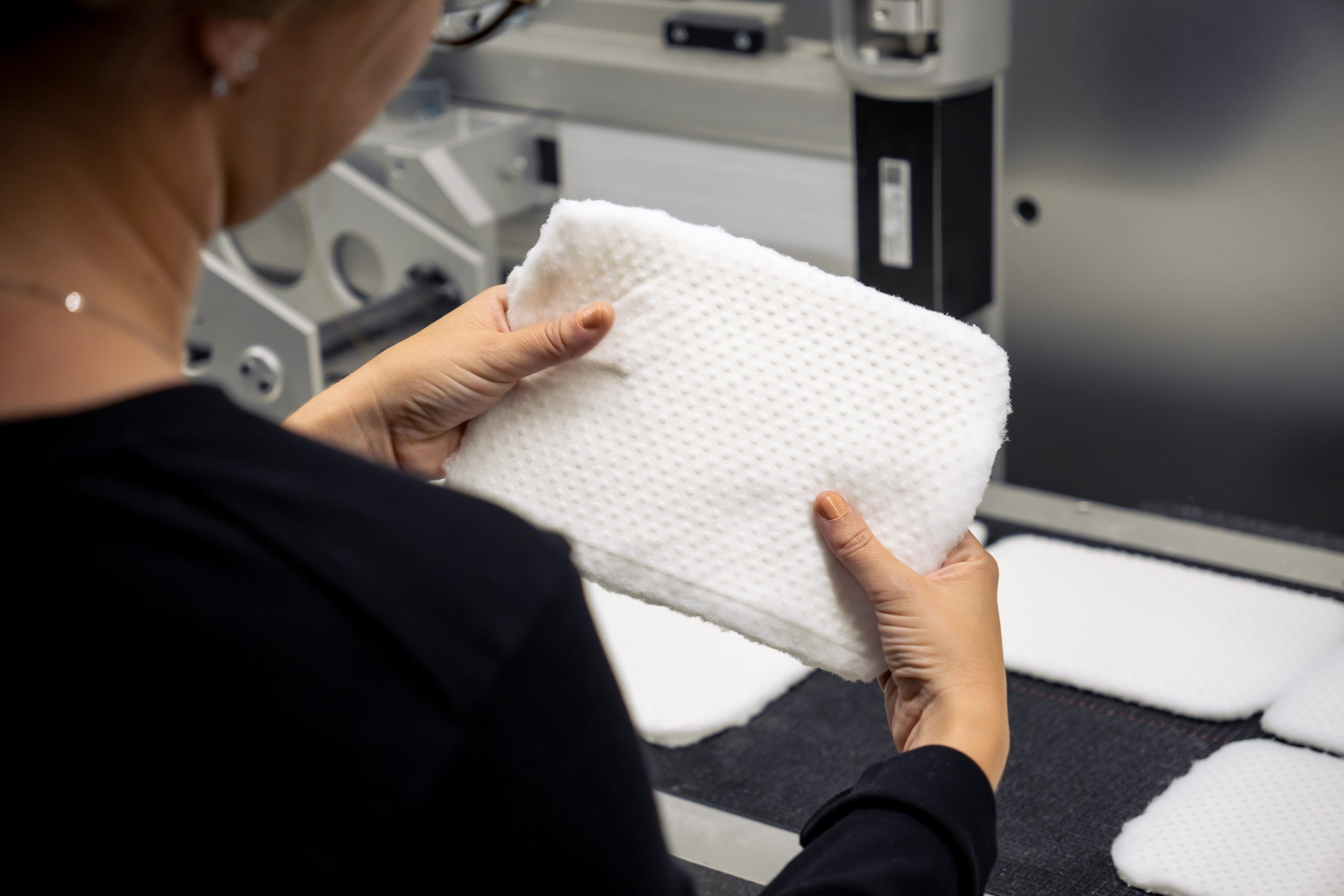 Scandinavian MIND | Yangi explains why dry-forming technology can offer ...